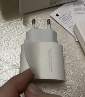 Заряка на айфон галовка apple zaryadka 20w original