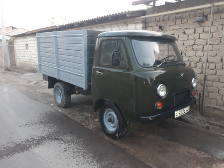 Uaz452d sotiladi