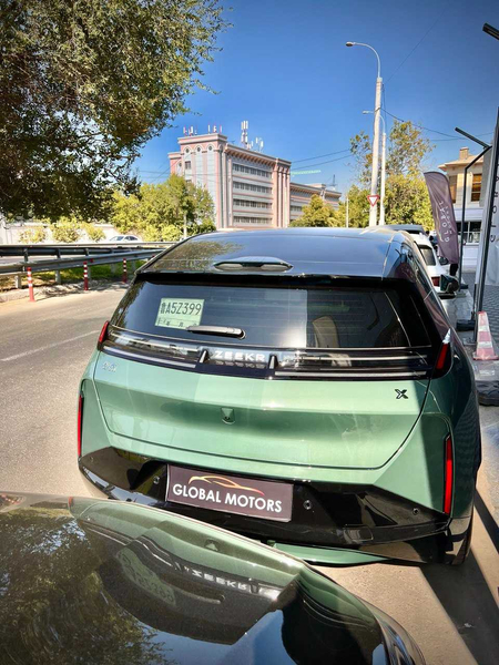 Продается Zeekr X 4wd (в наличии) можно в кредит Срочно!