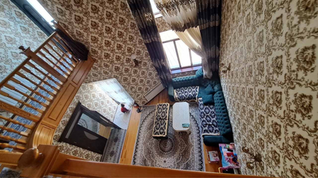 Uchastka sotiladi yangi qurilgan remonti shkarniy