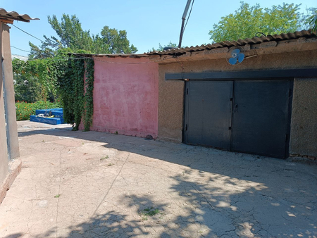 Продаётся 3-х комнатная квартира, район космос, 2-этаж