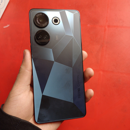 Tecno Camon 20 pro 8+8 256 GB