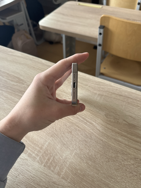 iphone 15 pro 89% 128Gb