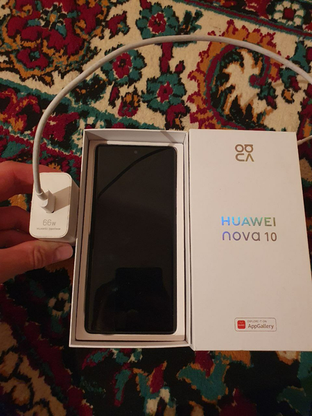 Huawei nowe 10 holati zòr karobka dakumenti bor