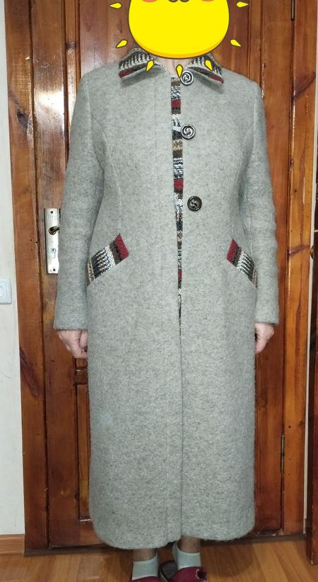 Женское пальто из шерсти