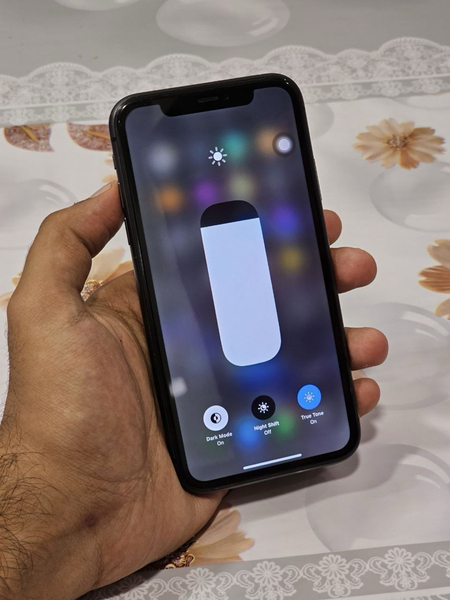 Iphone 11 64gb ideal