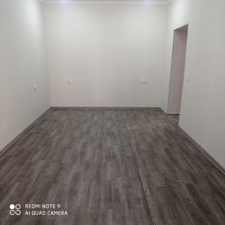 Нотурар квартира офис сотилади