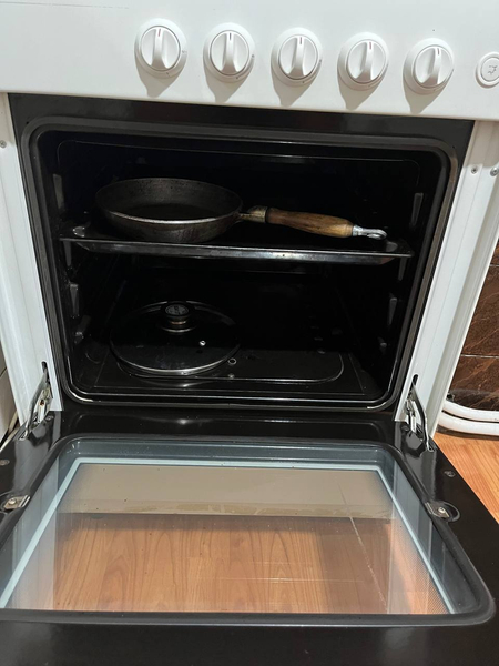 Продам газ плиту Bosch
