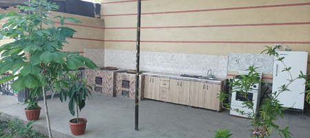 Dacha sotiladi s