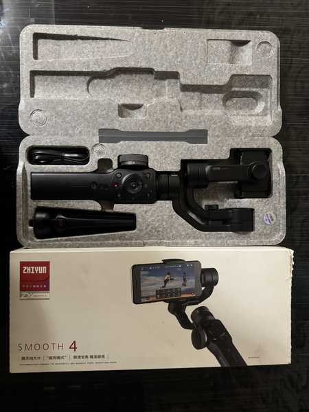 Zhiyun Smooth 4 stabilizator