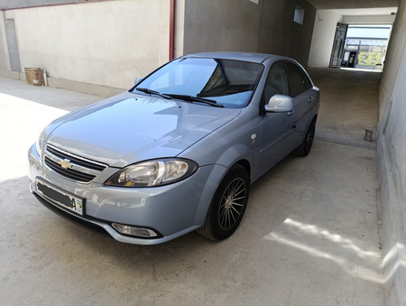 Продается автомобиль жентра
