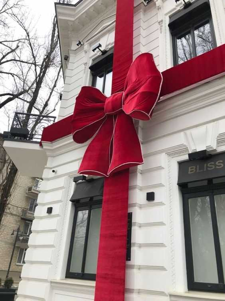 Профессиональное оформление вашего офиса, магазина или ресторана