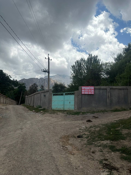 Дача коробка продается