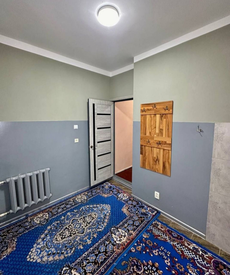Срочно продаётся 1в2 кв Яшнабадский район