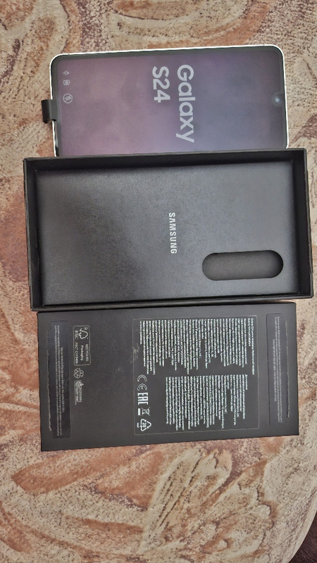 Продаётся Samsung s24 8/256
