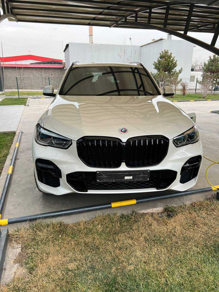 Продается BMW x5 edrive 45e с первых рук