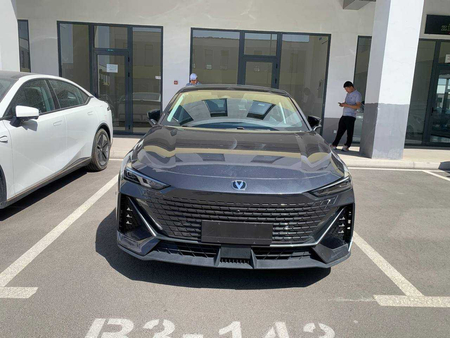 В наличии Changan UNI-V