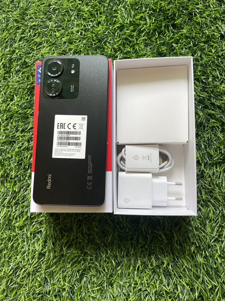 Redmi 13c 8+4/256Gb idial
