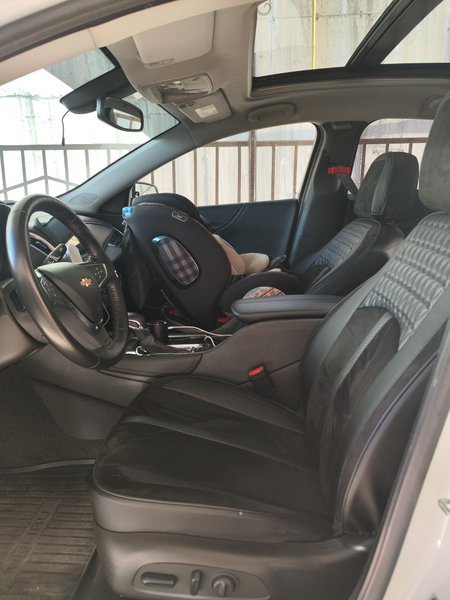 Malibu 2 premier kraska toza 27000km \\nProbeg 27000 halo