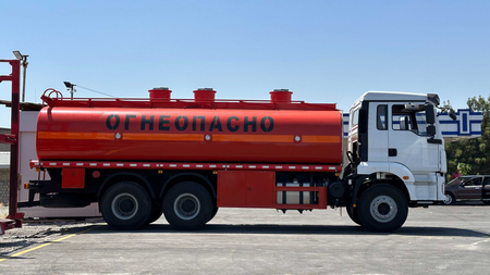 H3000 Benzavoz Shacman 20 kub 3 otsek 375 otkuchi