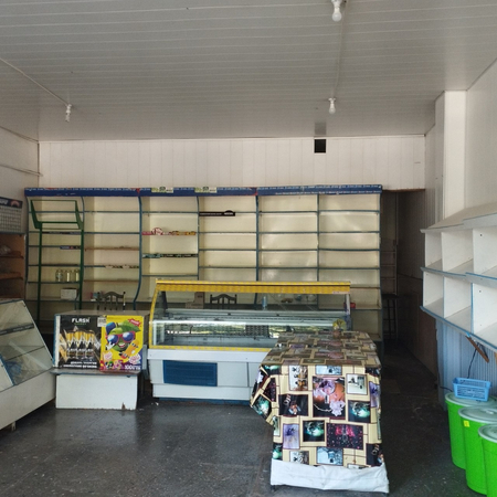 Продам своё коммерческое помещение(бывший магазин)