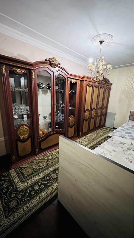 Продается в Юнусабде 14-квартале 4/5/5