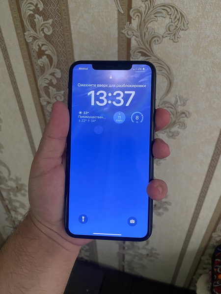 Iphone xs max в хорошем состоянии