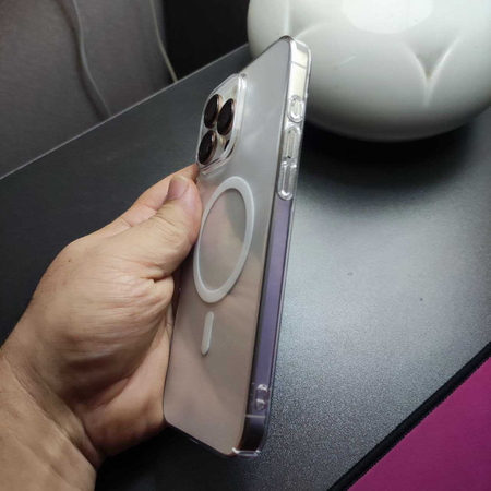 Продам свой iPhone 16 Pro Max 256GB LLA. Пользовался 10 дней