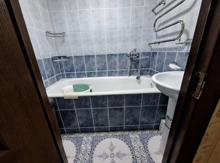 Продаётся на Карасу-2 5ком