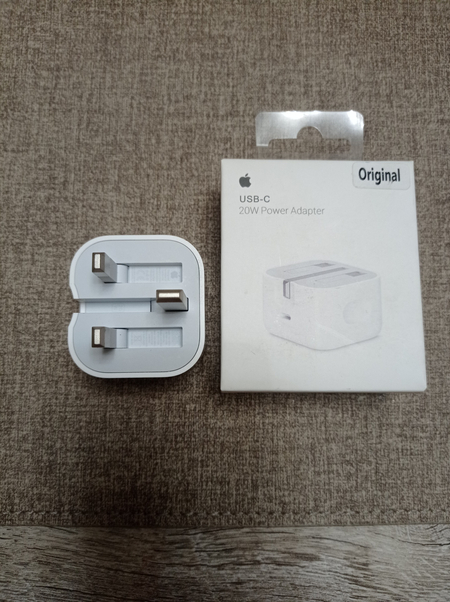 Зарядка от iPhone 14 pro max