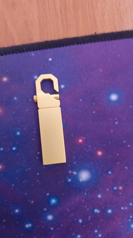 Usb 2tb   xotira 100% kafolat