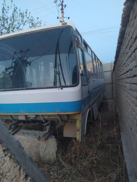 Avtobus quzf uchun