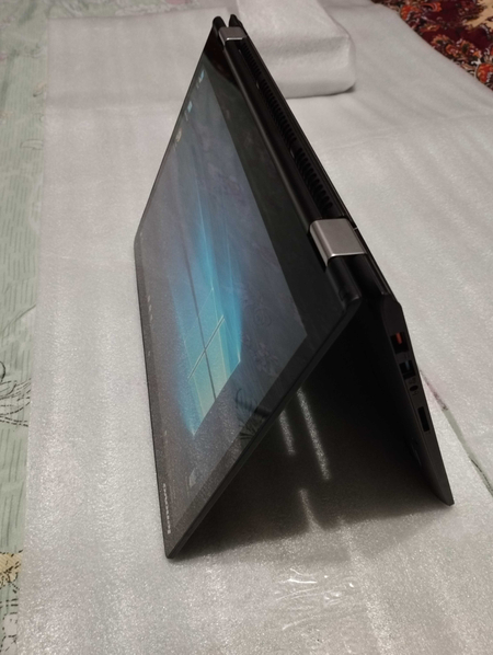 Lenovo Yoga 700 2 in 1
