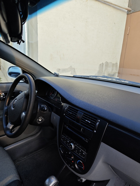 Срочно продам CHevrolet Jentra. 3поз. Цвет белый