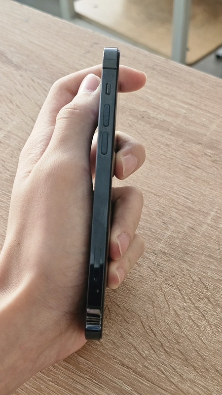 Iphone 12pro idial
