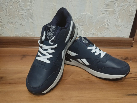 Кроссовки Reebok Classic спортивные кеды для бега