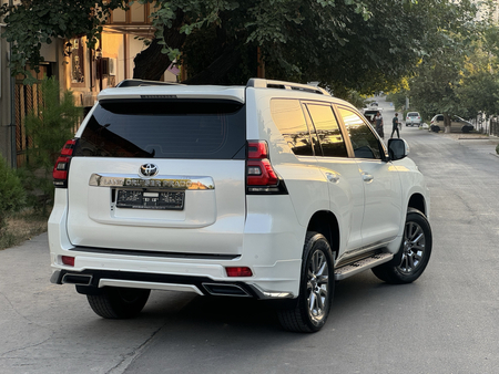 Tayota Land Cruiser 150 4.0L!!!