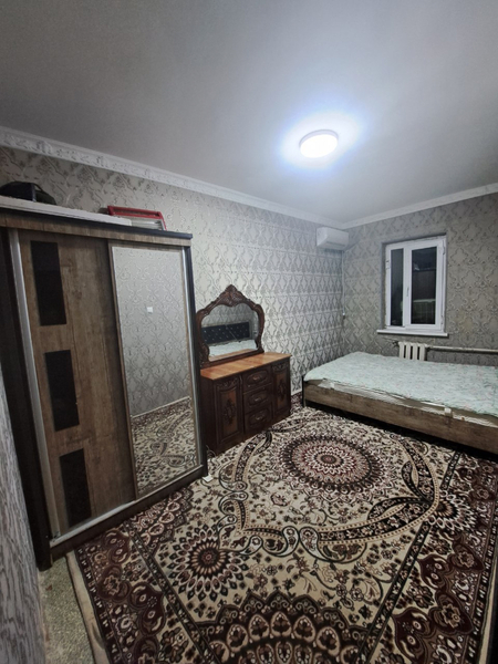 Чиланзар 24.  Аренда срочно семейным 3 х ком