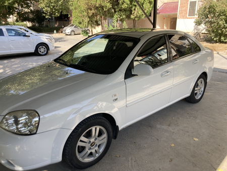 Lacetti 1.6 2012-год.