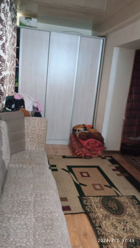 Продам квартиру Чирчик 2х комнатная