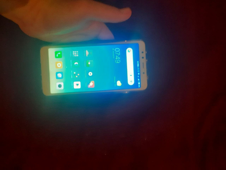 Redmi 5 32 gb 3gb sotiladi yoki abmen