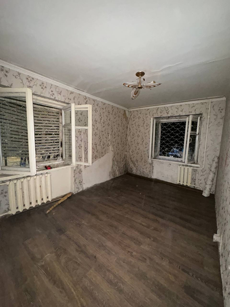 .Продам 2комнатную сейчас идёт ремонт цена на сегодня 47.500$ 23кварта