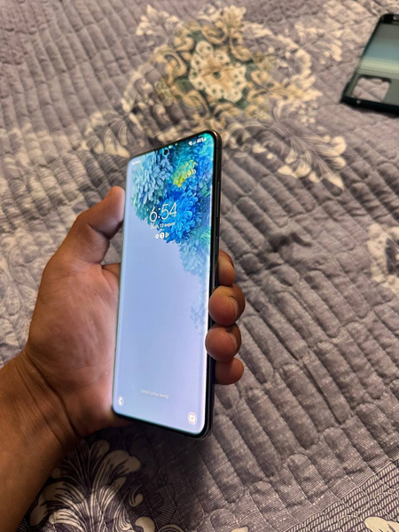 S20 ultra 5g sotiladi
