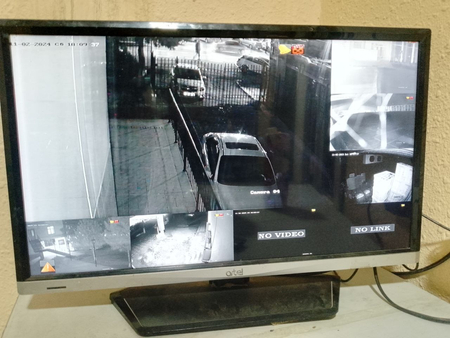 Ustanofka kamera videonablyudeniya Domofon