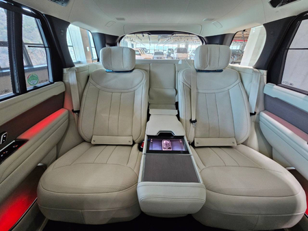 Продается Range Rover Vogue LWB Autobiography 2023  4.4 L V8