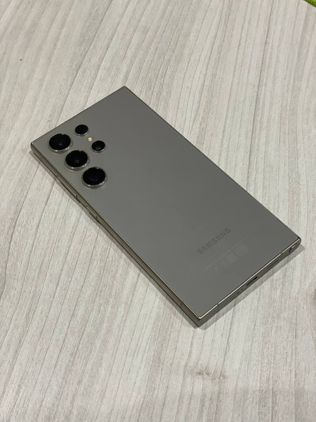 Samsung s24 ultra 256gb natural titan