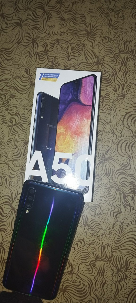 Samsung A50  4 ga 64 gb