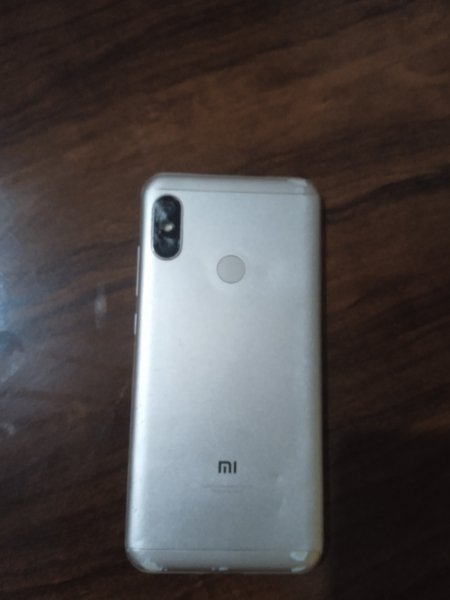 Redmi pro 6 va samsung j 2 karobka yoʻq