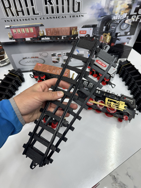 Железная дорога, поезд  с эффектом звука, света и пара (Castrum Toys)