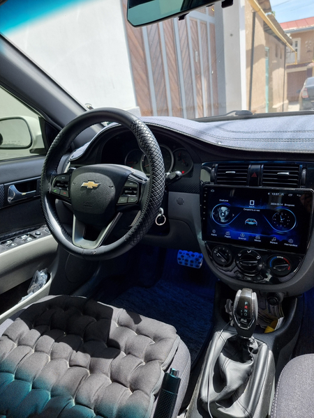 Lacetti 2010  1.8  Avtomat.